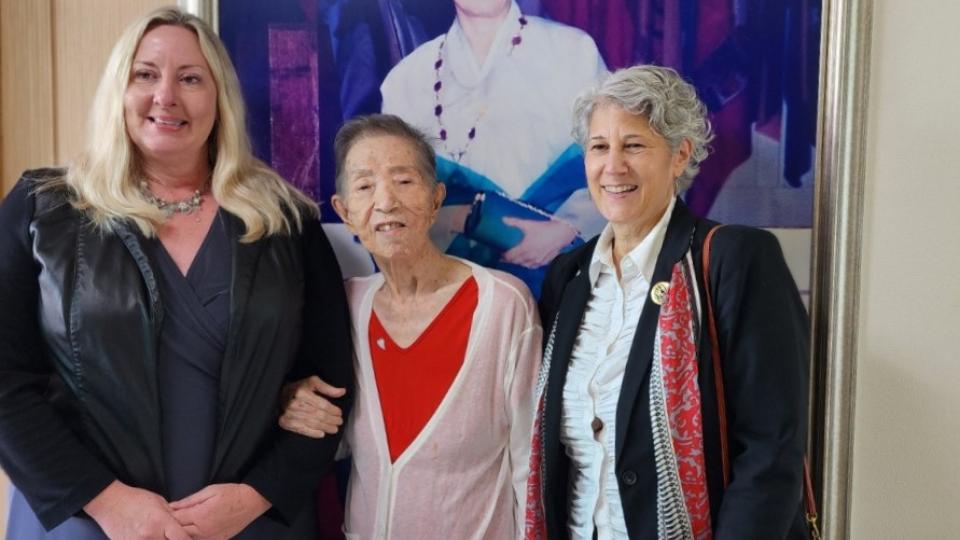 ICN President Dr Pamela Cipriano visits global nurse pioneer Mo-Im Kim ...